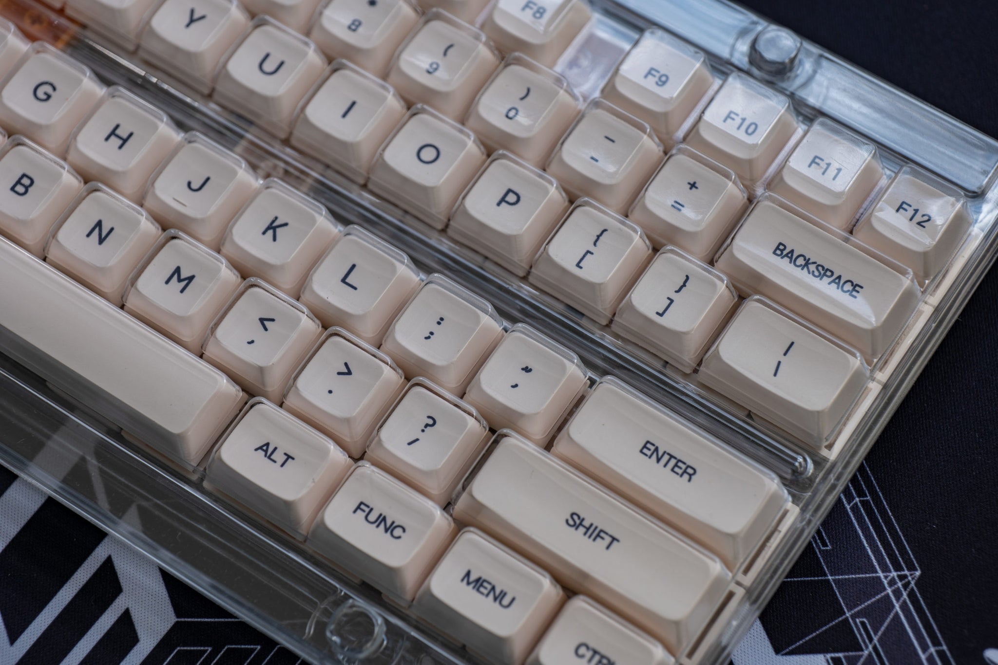 GenesisPC Bee Milk Themed Keycaps